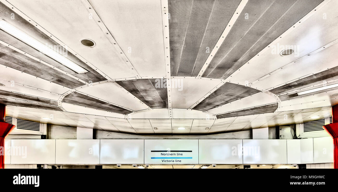 Warren street underground hi-res stock photography and images - Alamy