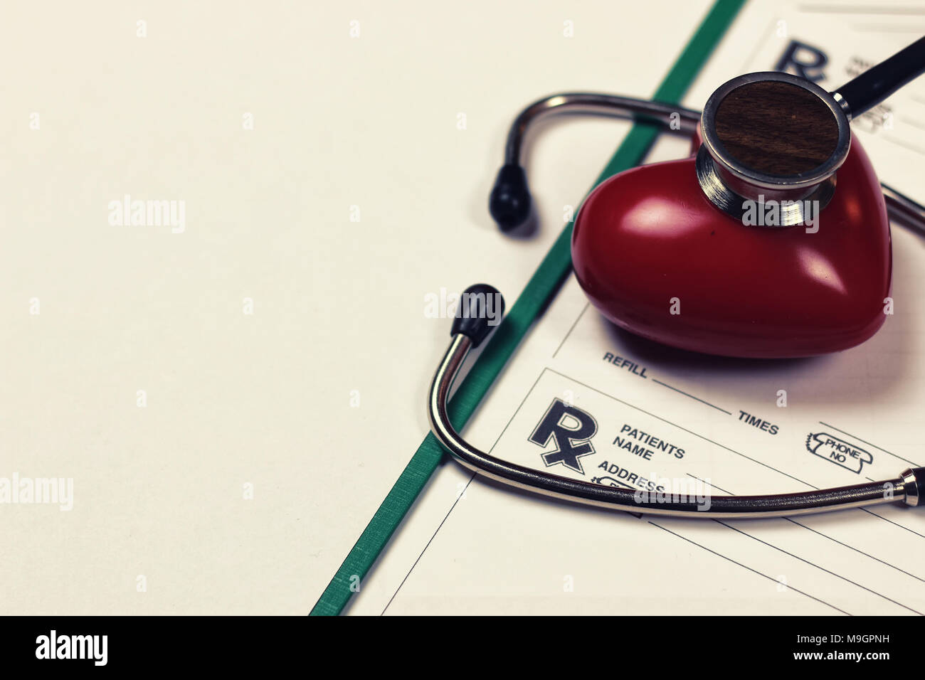 prescription cardiologist stethoscope Stock Photo - Alamy