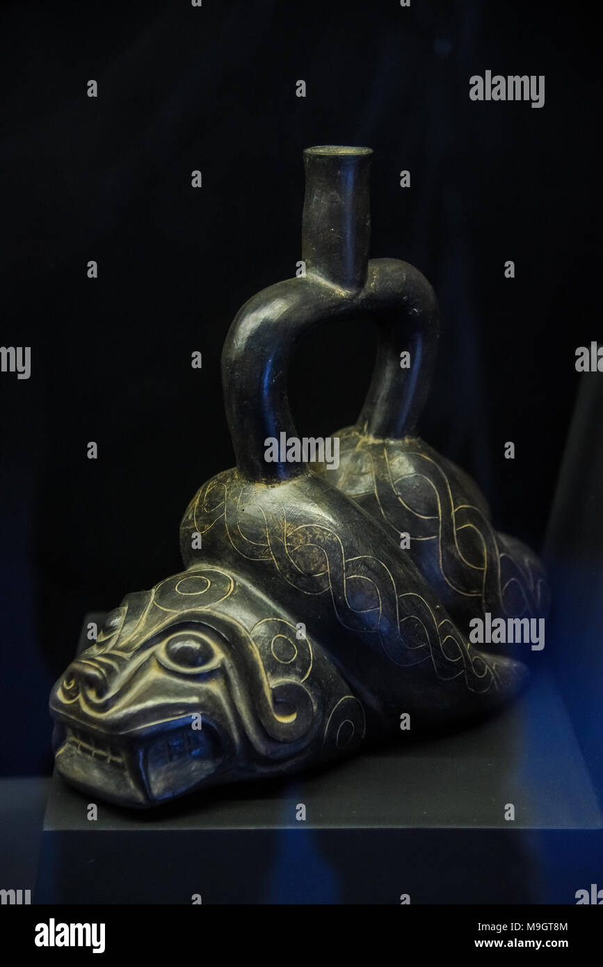 Peruvian pottery from kuntur wasi, chavin and cupisnique era Stock ...