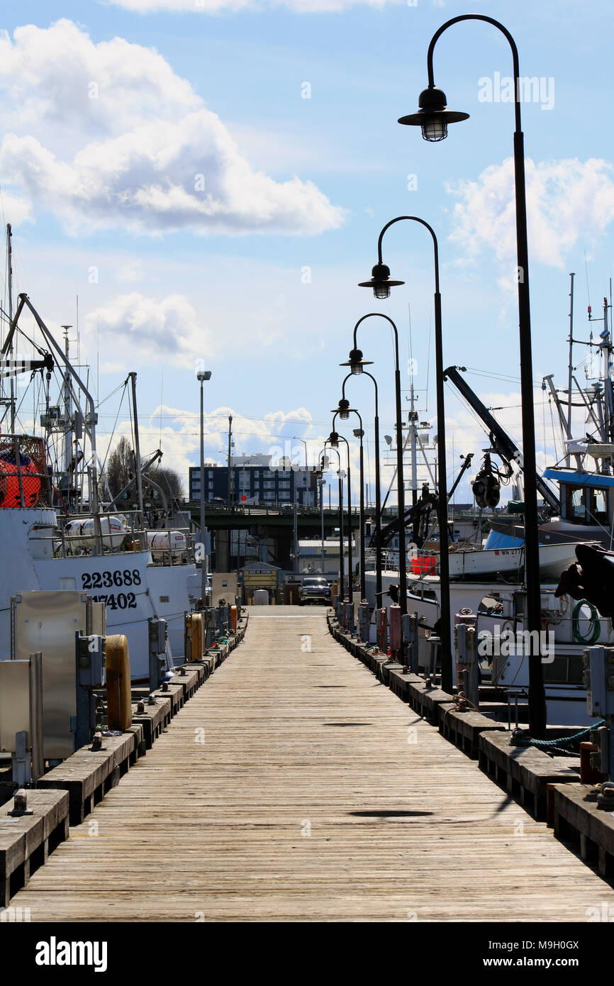 Fishermans terminal hi-res stock photography and images - Alamy