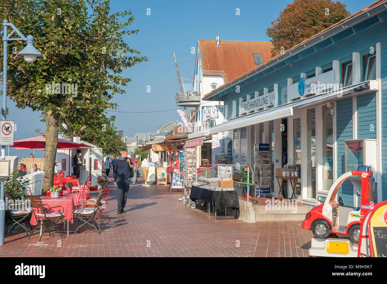 Beach promenade, Laboe, Baltic Sea, Schleswig-Holstein, Germany, Europe ...