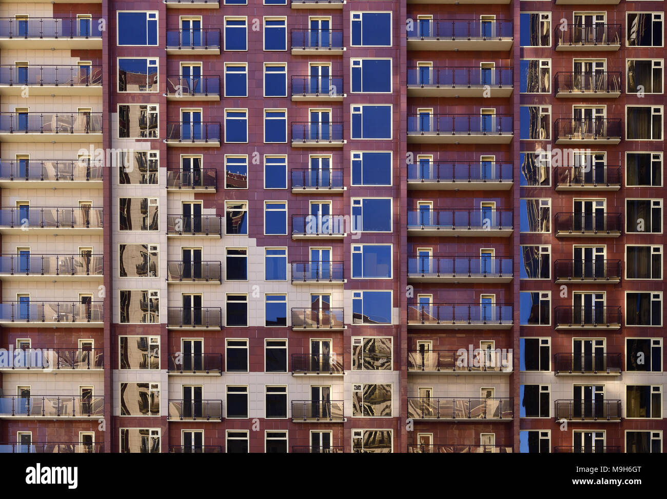 Moscow russia luxury apartment house hi-res stock photography and ...