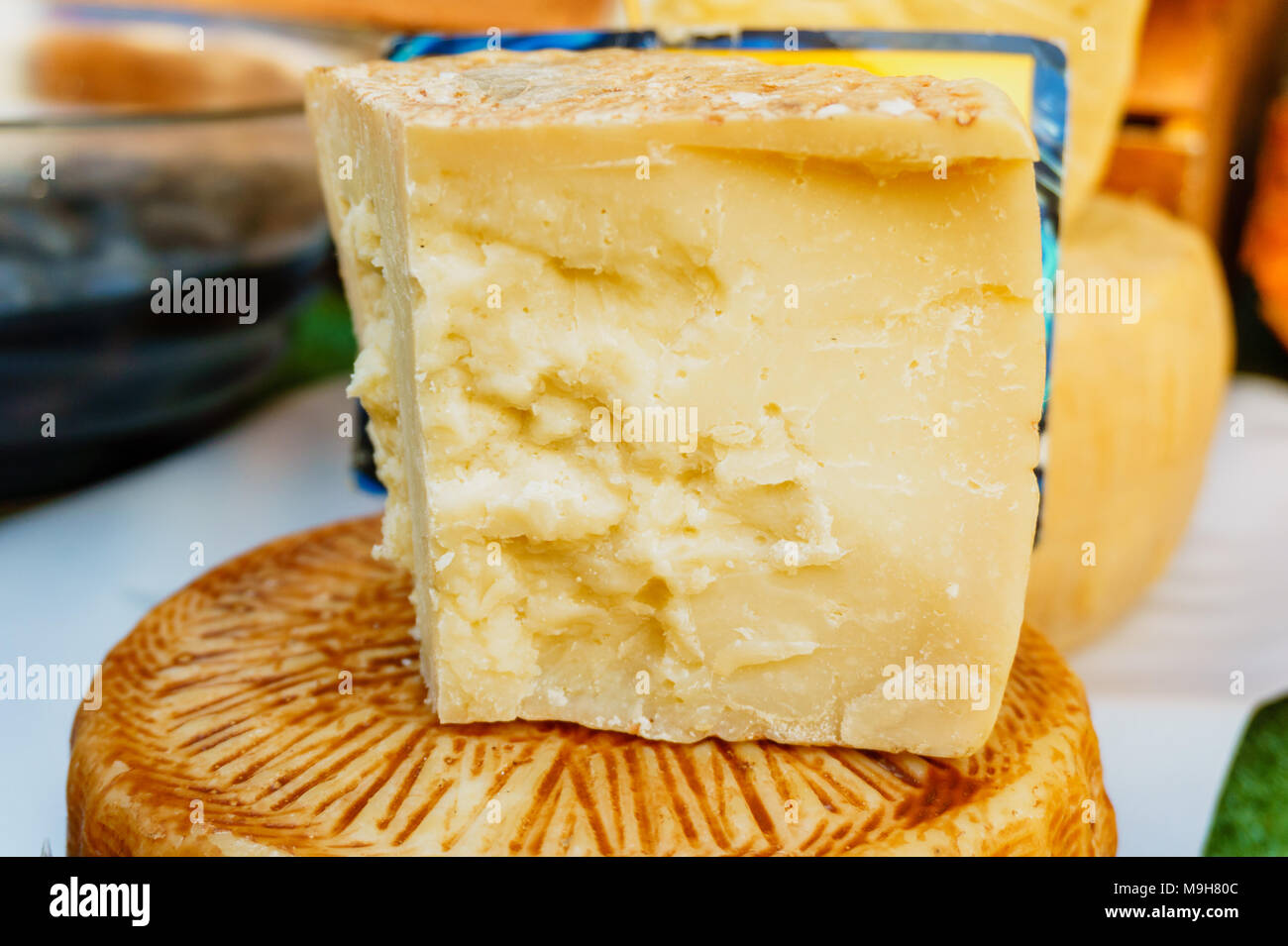 Piece broken off hi-res stock photography and images - Alamy