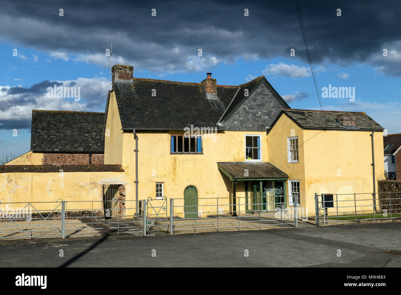 Richard Holland, MP for Devon in 1422, when construction started. By ...