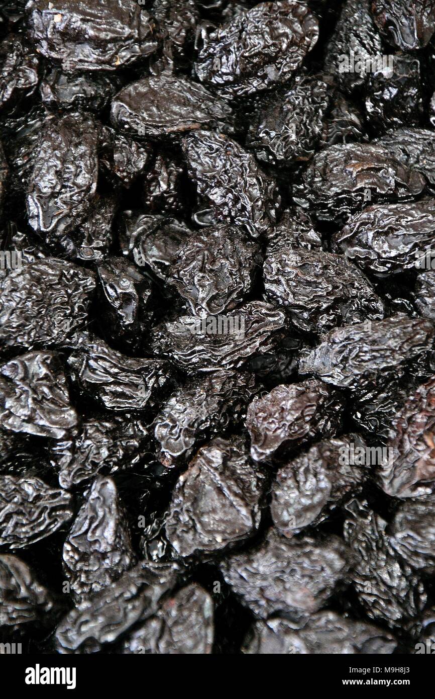 Prunes – dried fruits. Prunes used different dishes ranging from ...