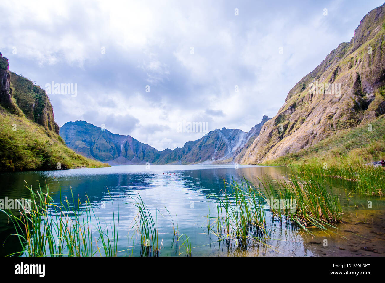 Mt pinatubo pinatubo hi-res stock photography and images - Alamy