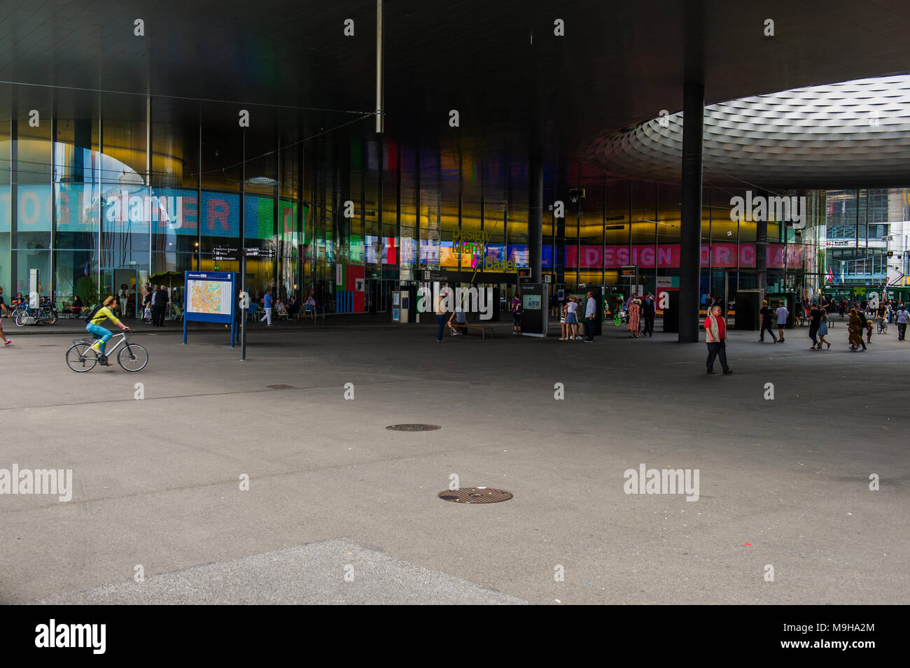 Art basel messeplatz hi-res stock photography and images - Alamy