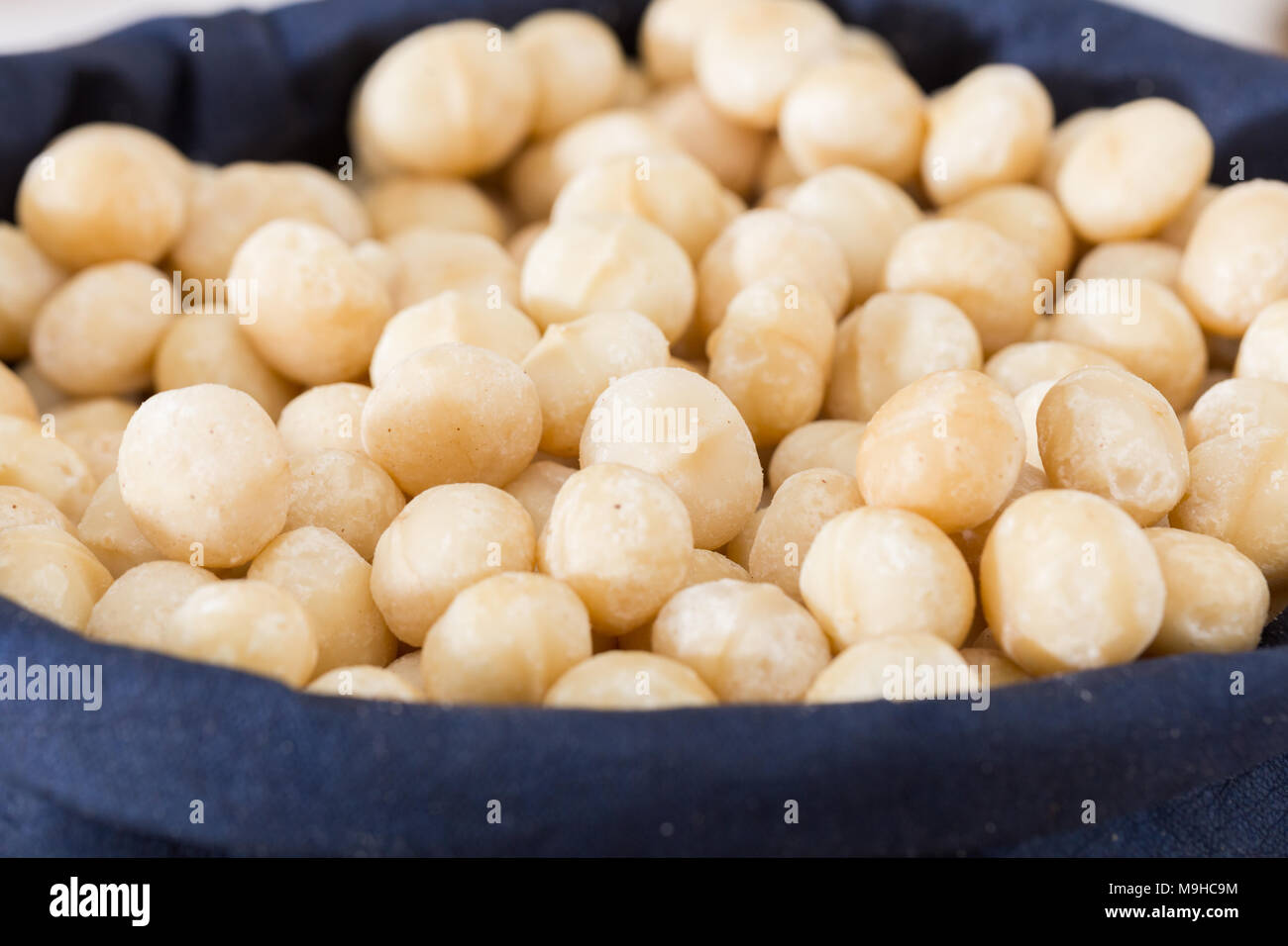 Macadamia nuts image hi-res stock photography and images - Alamy