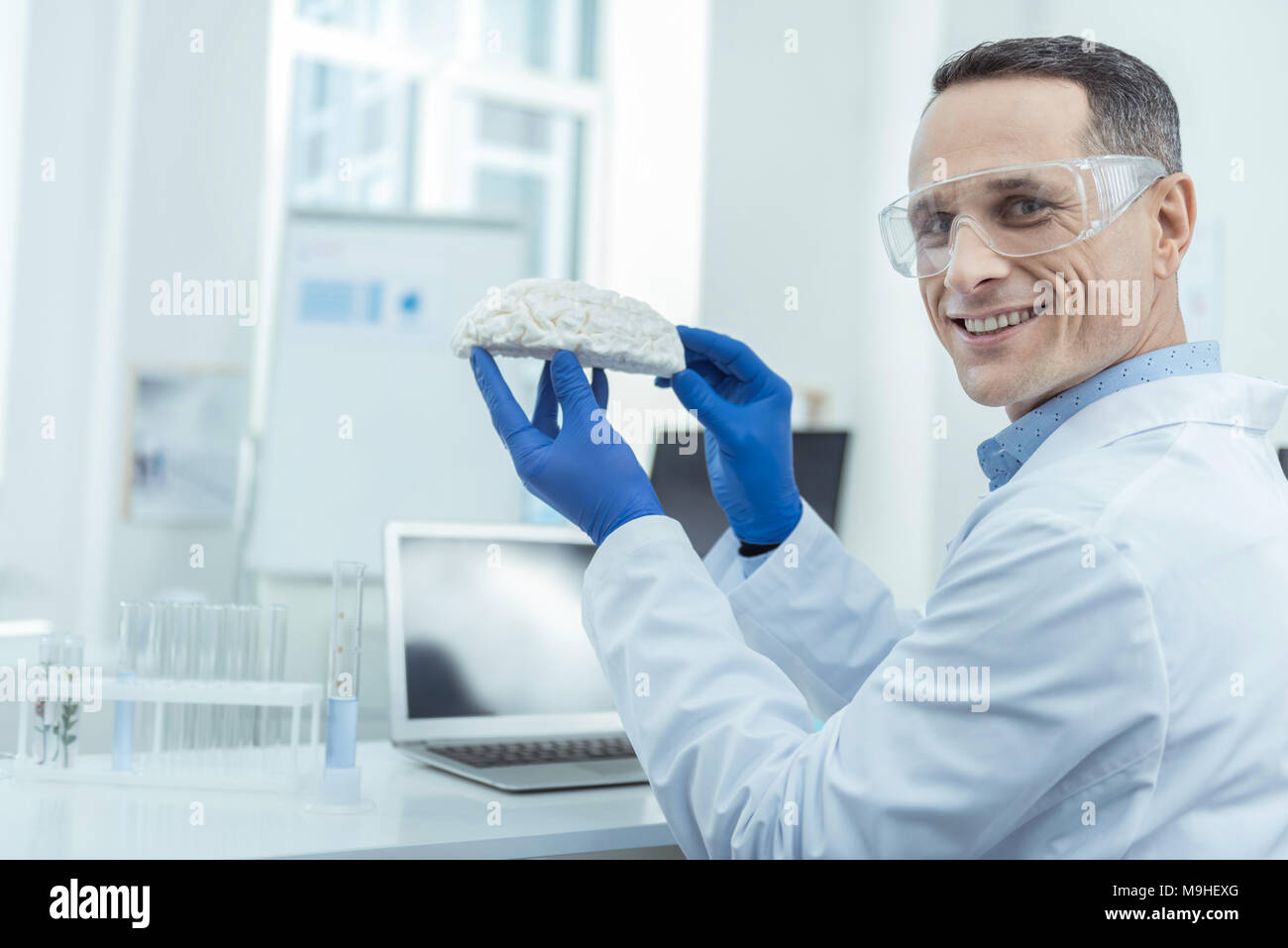 Neurologist research lab hi-res stock photography and images - Alamy