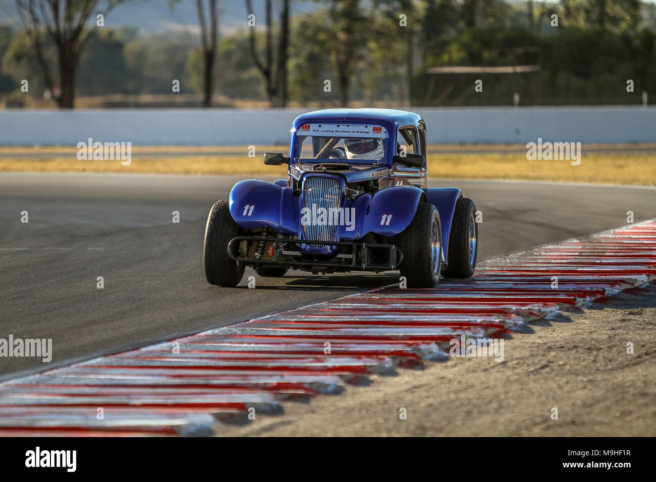 legend Cars AMRS -Winton Raceway Victoria Australia Stock Photo - Alamy