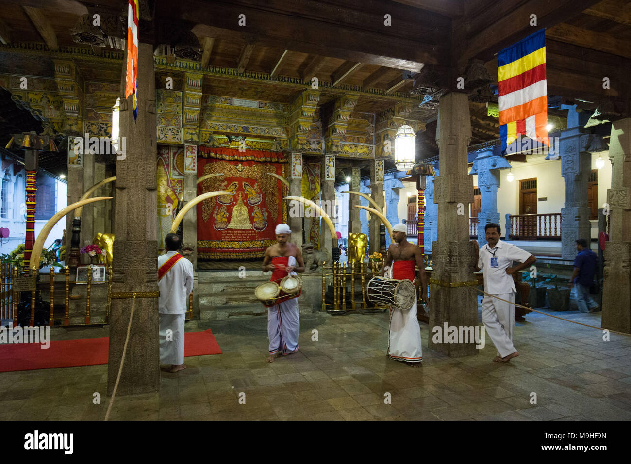 Men playing musical instruments at Temple of the Tooth, Kandy, Sri ...