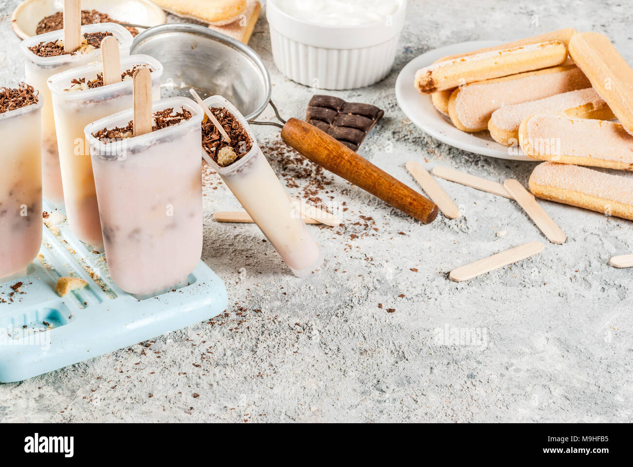 Tiramisu popsicles ice cream. Gelato pops with italian savoiardi ...