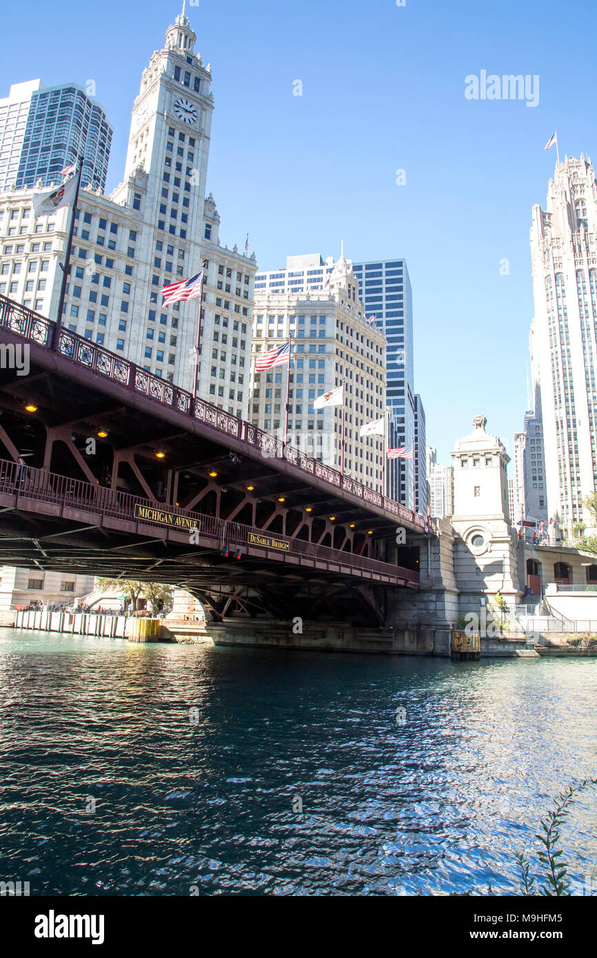 Chicago downtown and the Michigan Avenue Bridge (officially DuSable ...