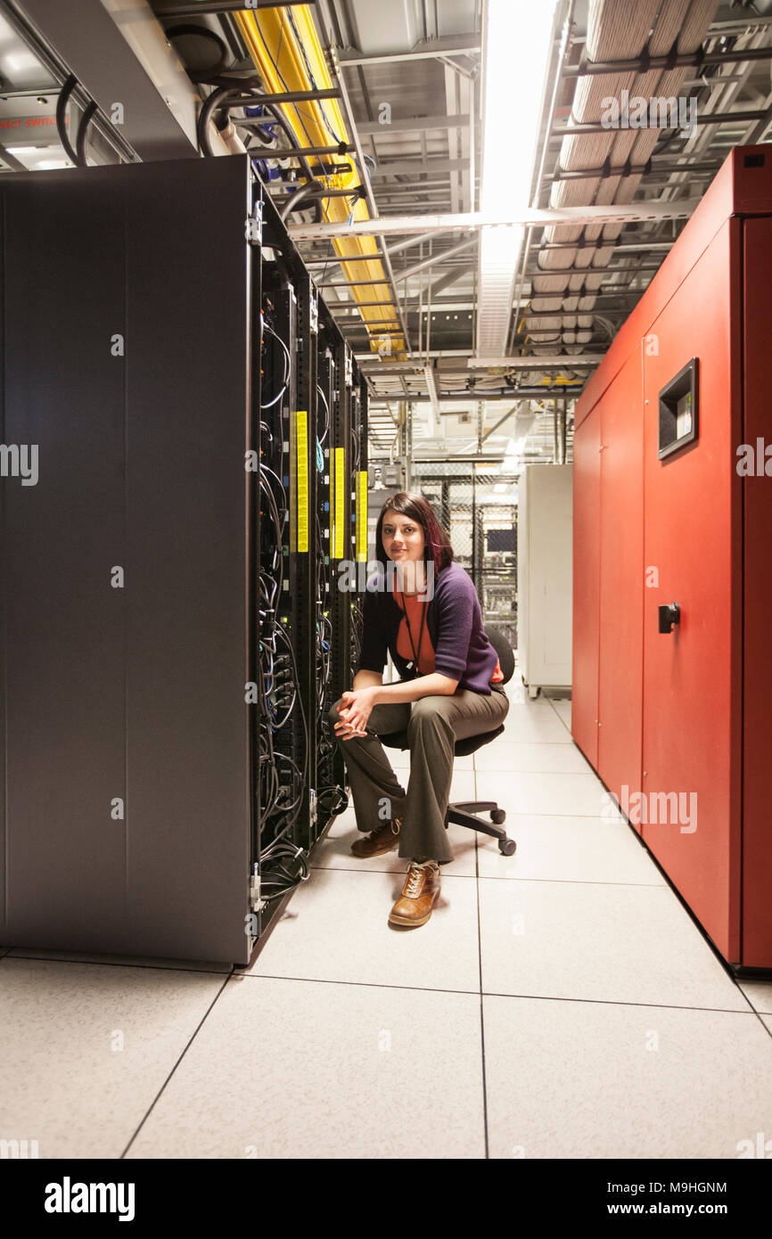 Server farm usa hi-res stock photography and images - Alamy