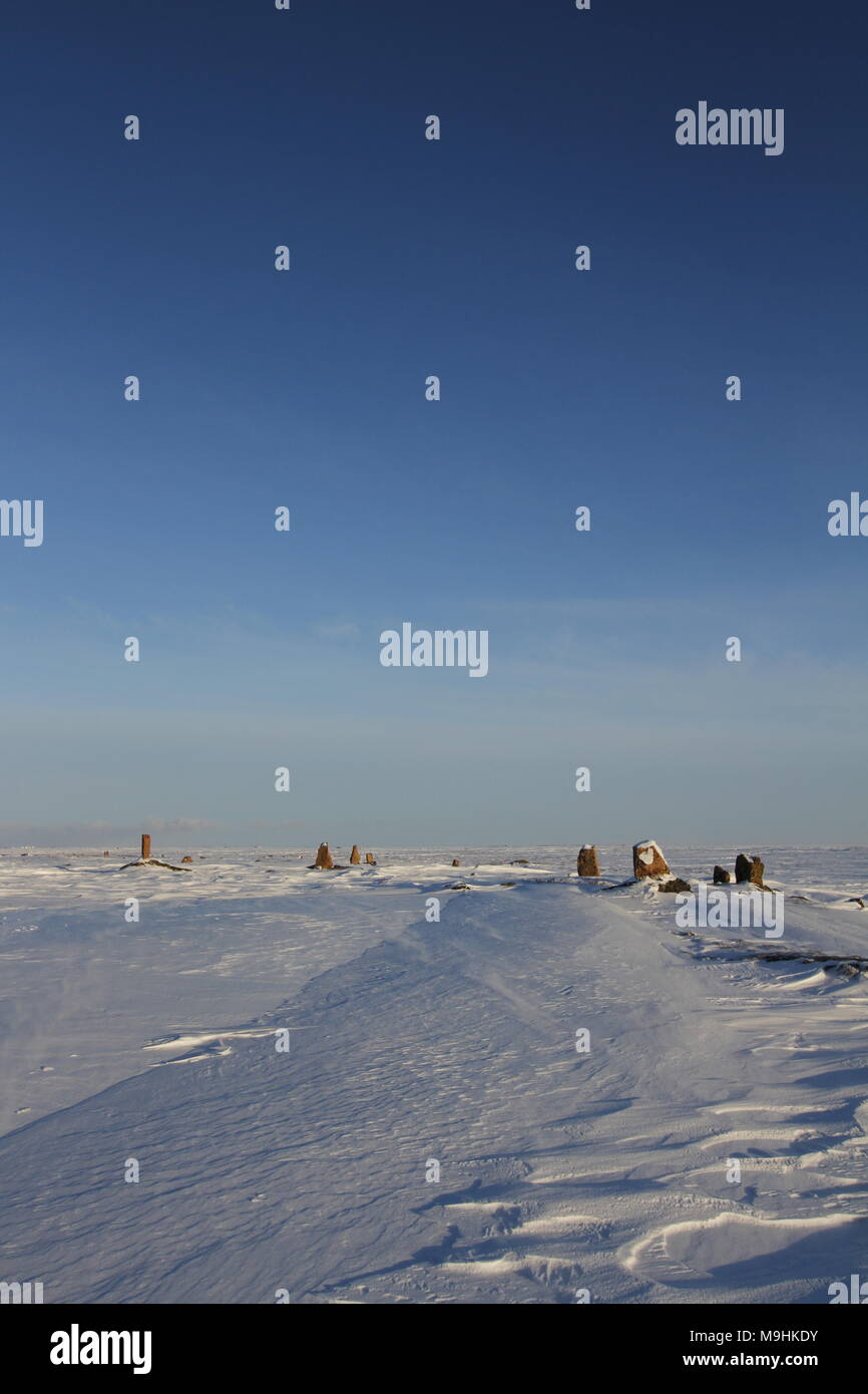 Canada arctic snow horizon hi-res stock photography and images - Alamy