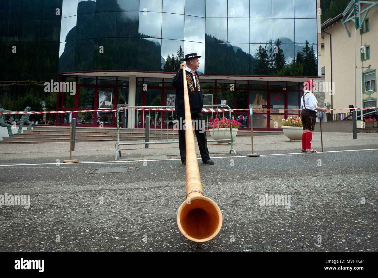 Alpine horn hi-res stock photography and images - Alamy