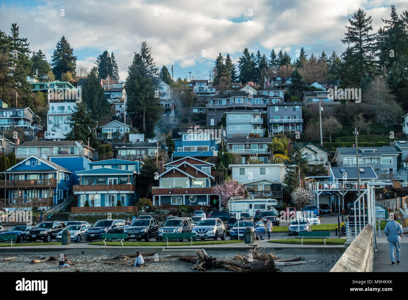 A view of waterfront home at Dash Point, Washington Stock Photo - Alamy