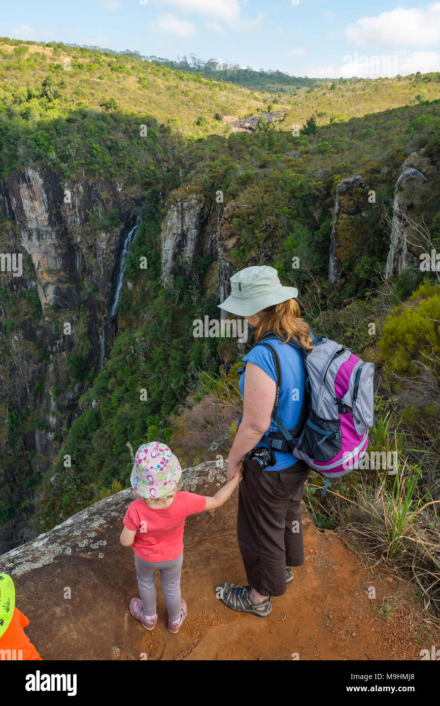 Mtarazi waterfall hi-res stock photography and images - Alamy