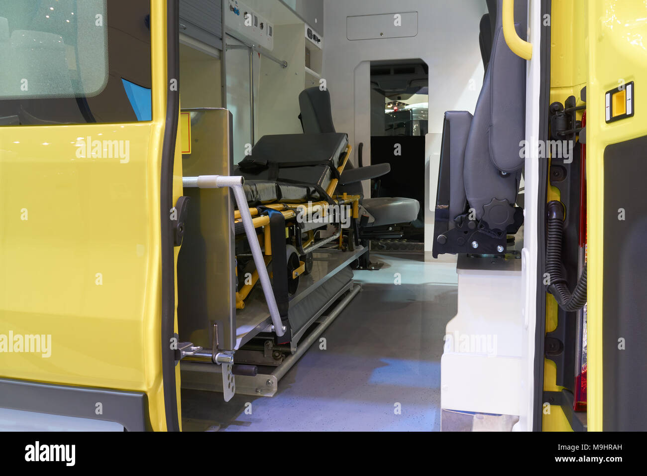 Inside an ambulance hi-res stock photography and images - Alamy