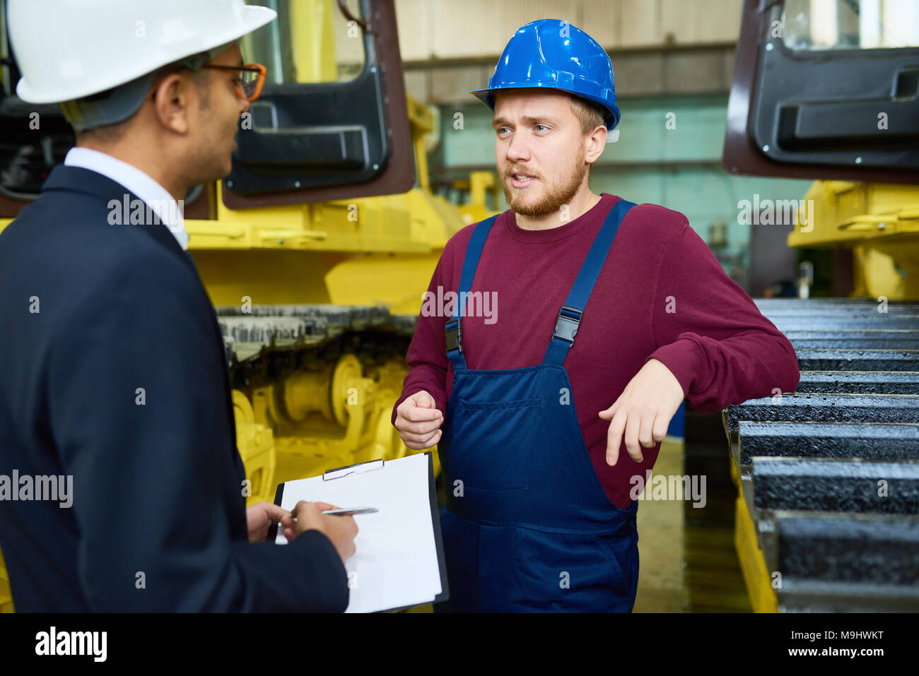Worker plant safety hi-res stock photography and images - Alamy