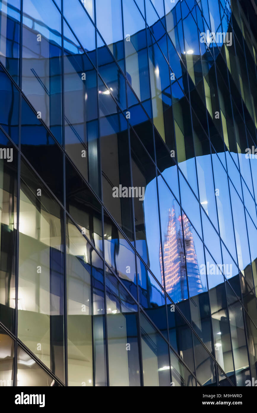 England, London, Southwark, London Bridge City, 7 More London Riverside ...