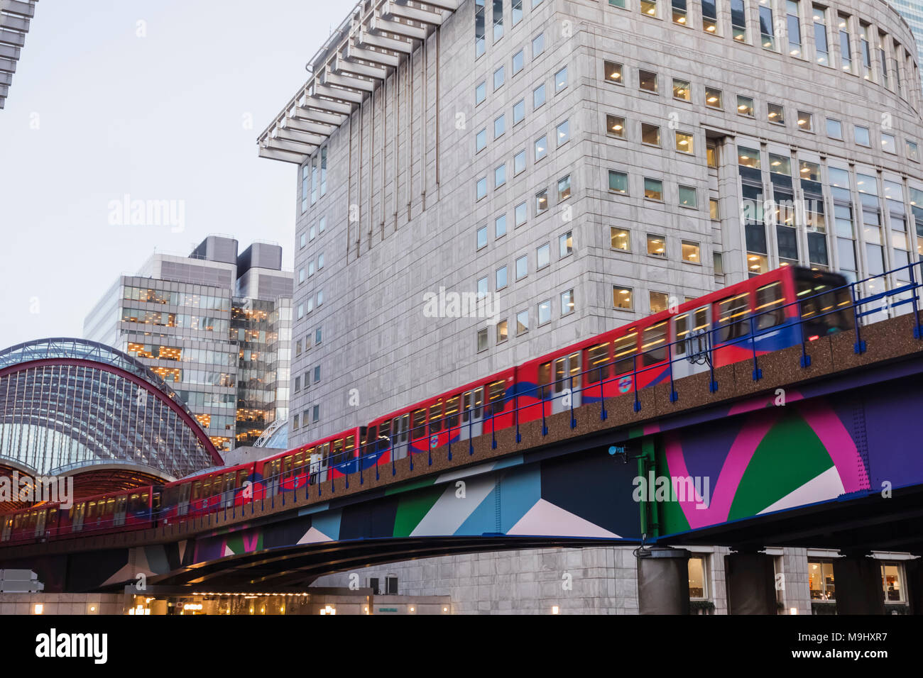 Dlr stations hi-res stock photography and images - Alamy