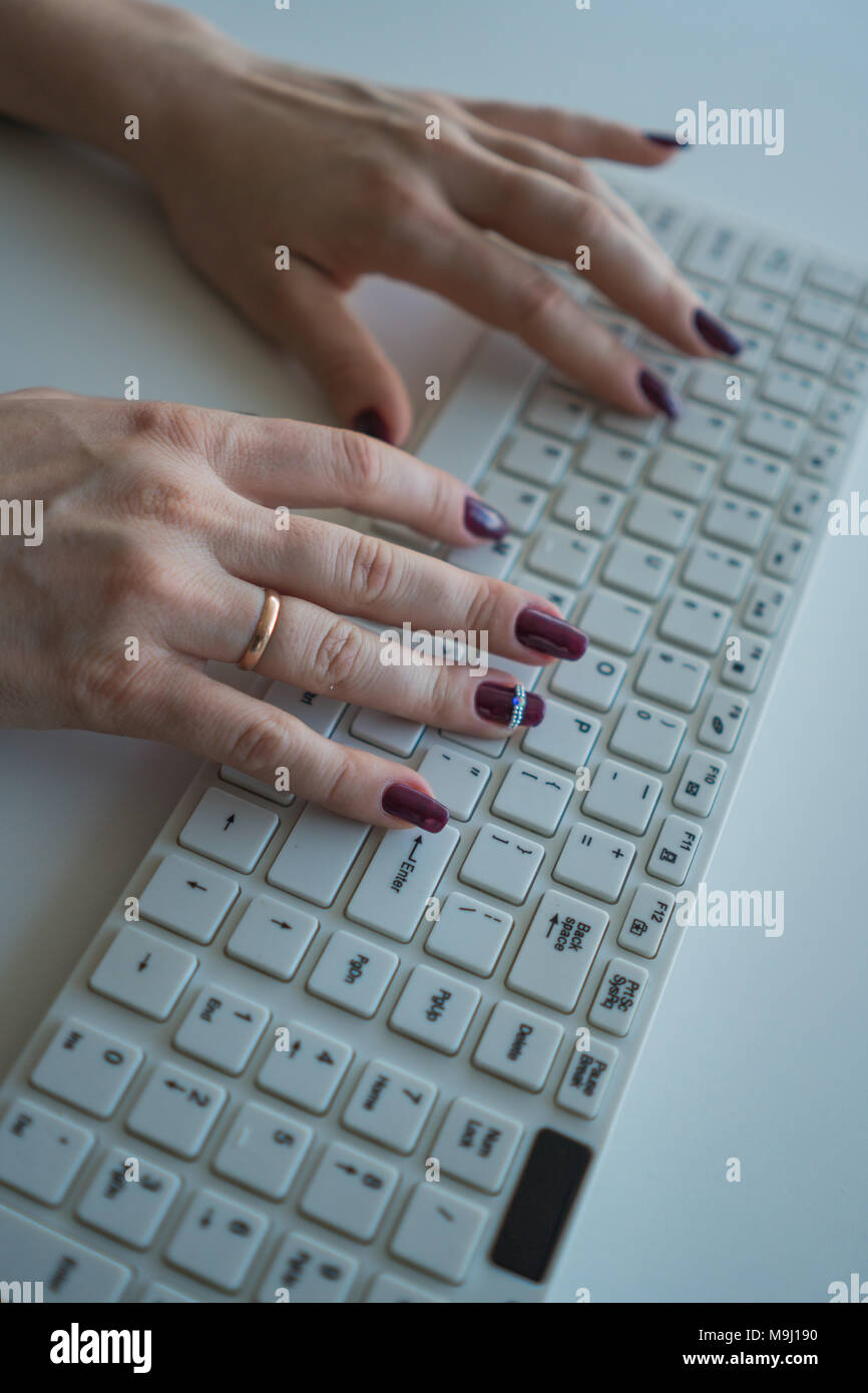 Hands typing laptop keyboard top hi-res stock photography and images ...