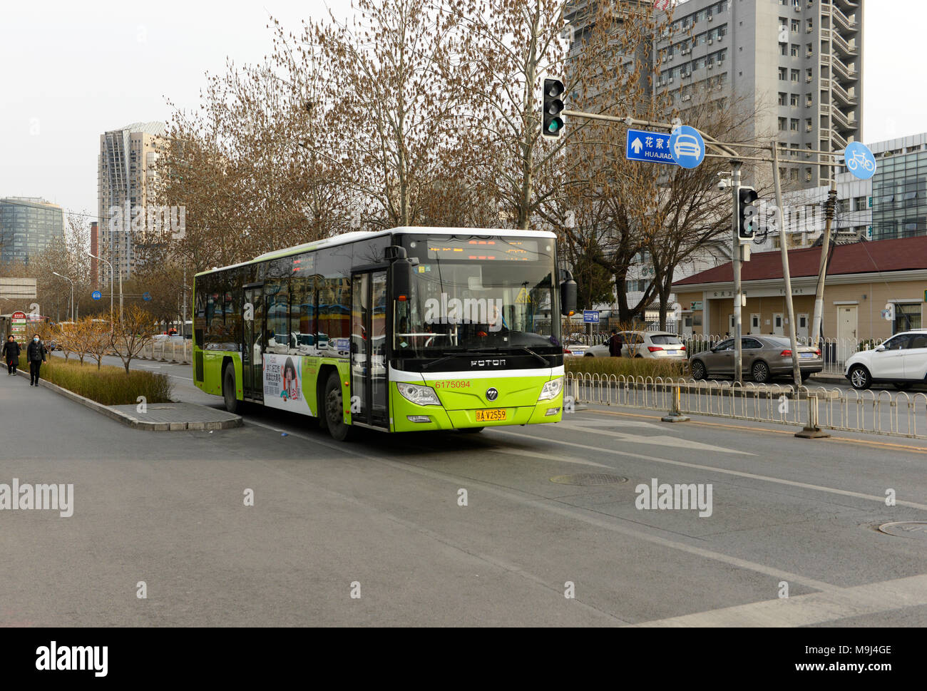 Bus traffic lights hi-res stock photography and images - Alamy