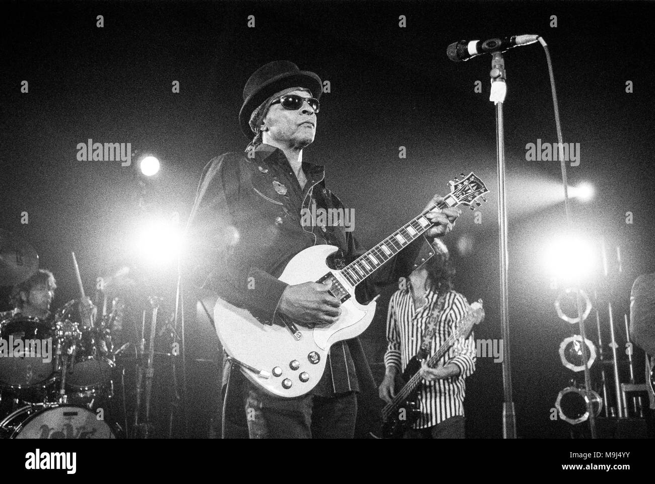 Arthur lee of love hi-res stock photography and images - Alamy