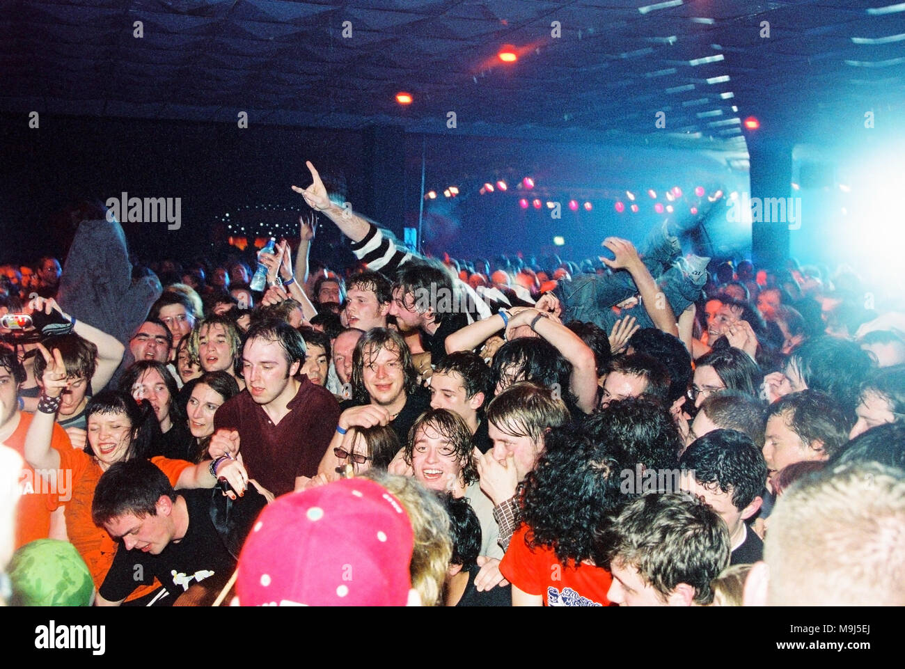 Lightning bolt live hi-res stock photography and images - Alamy