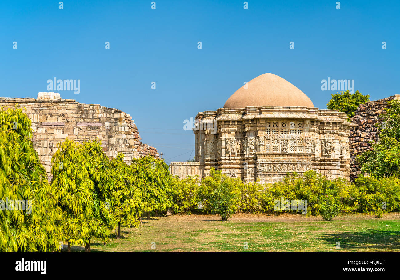 Fortifications of Chittor Fort in Chittorgarh city of India Stock Photo ...