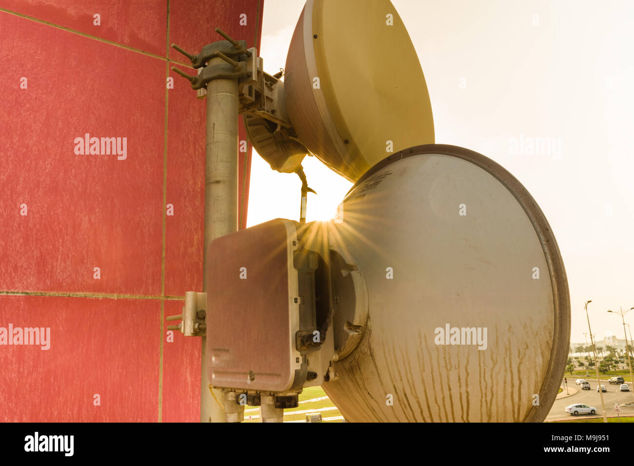 Mobile access tower hi-res stock photography and images - Alamy