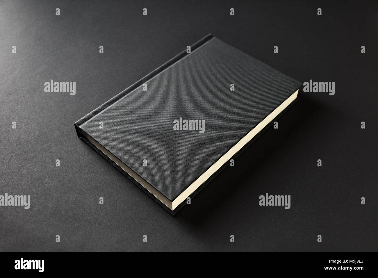 Editable book cover hi-res stock photography and images - Alamy