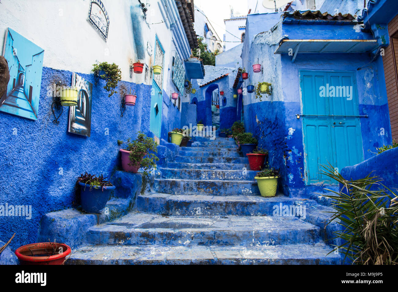Morocco tiles chaouen hi-res stock photography and images - Alamy