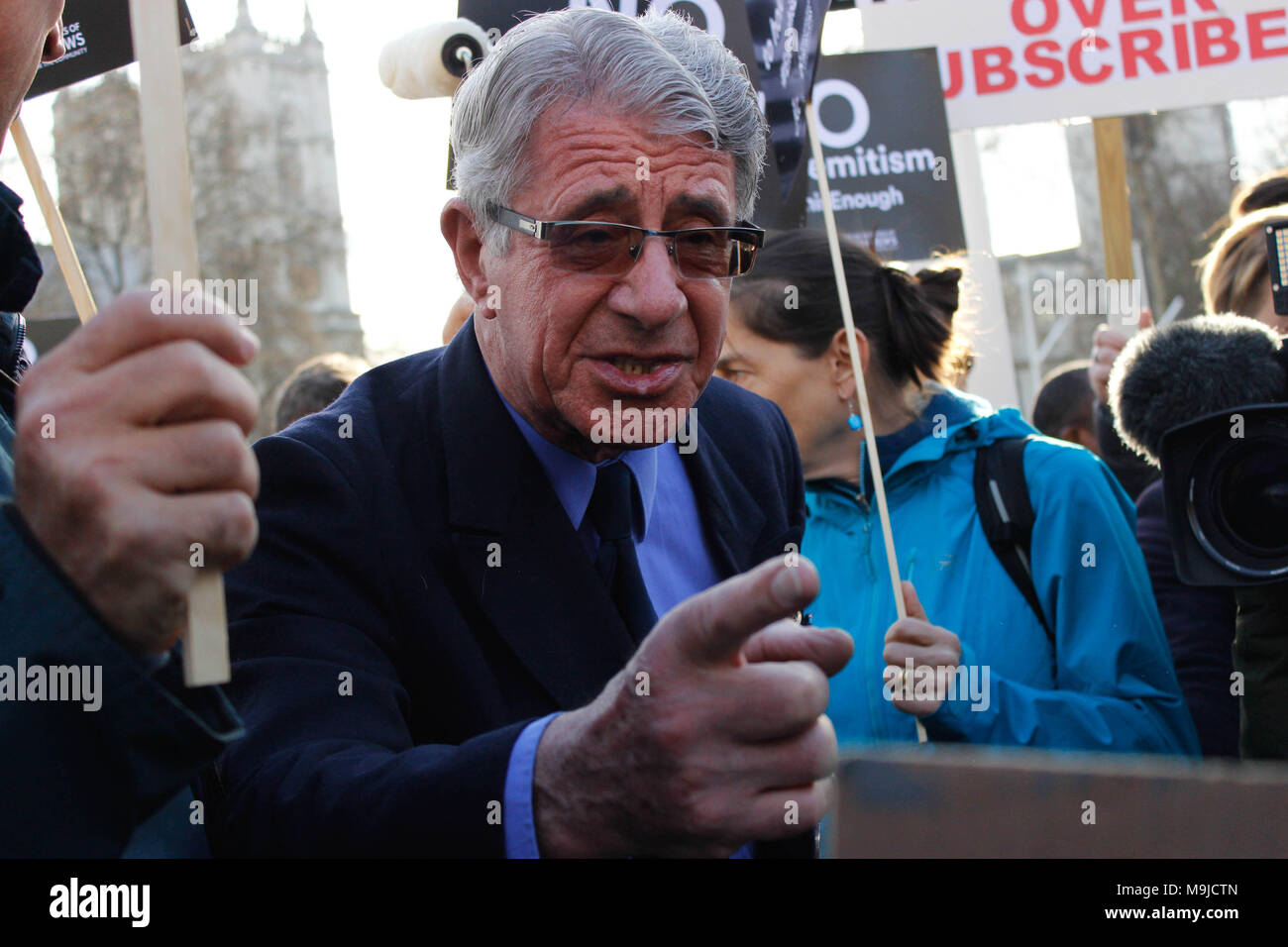 Antisemitism uk hi-res stock photography and images - Alamy