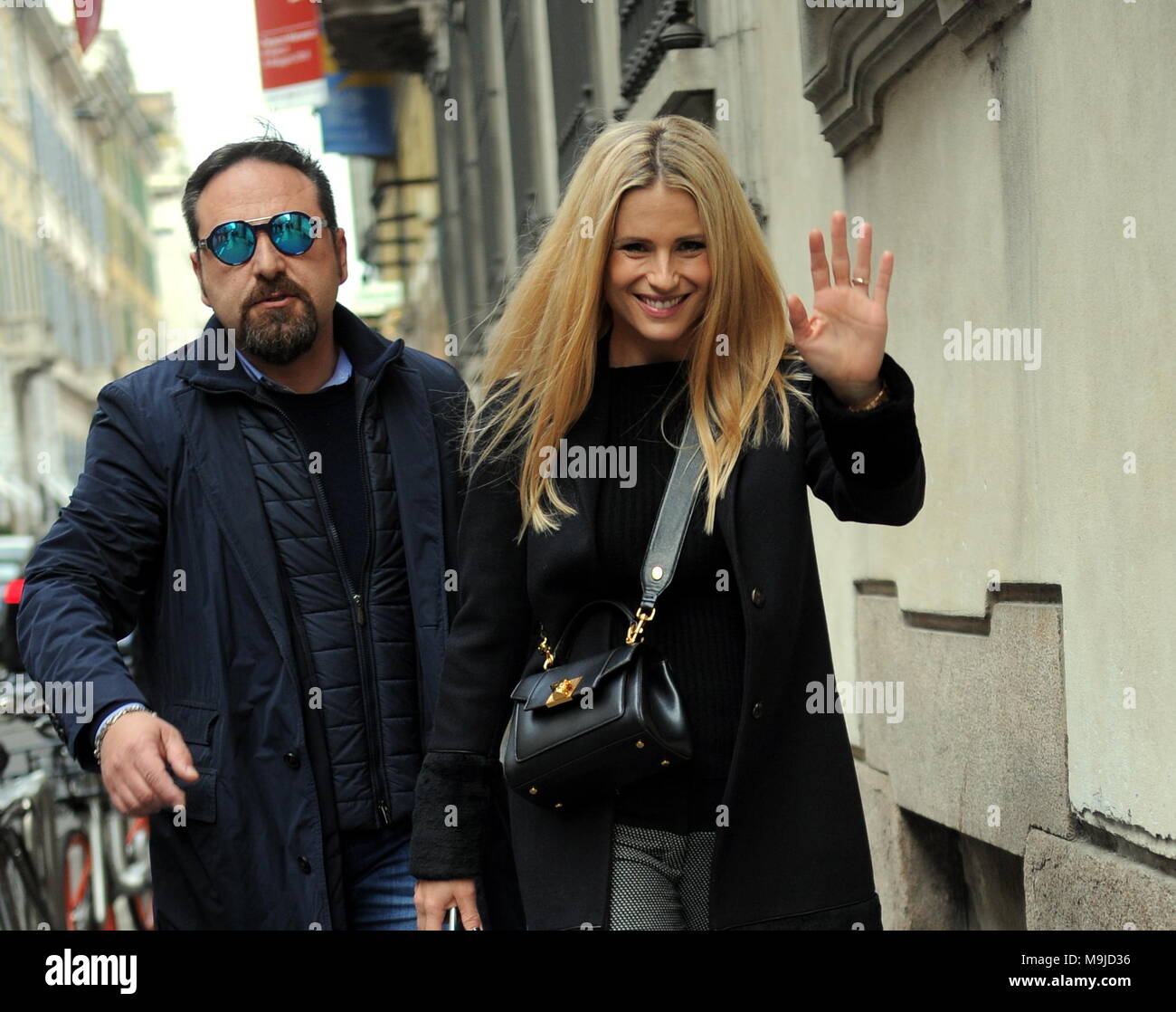 Milan, Michelle Hunziker and daughter Aurora are shopping together ...