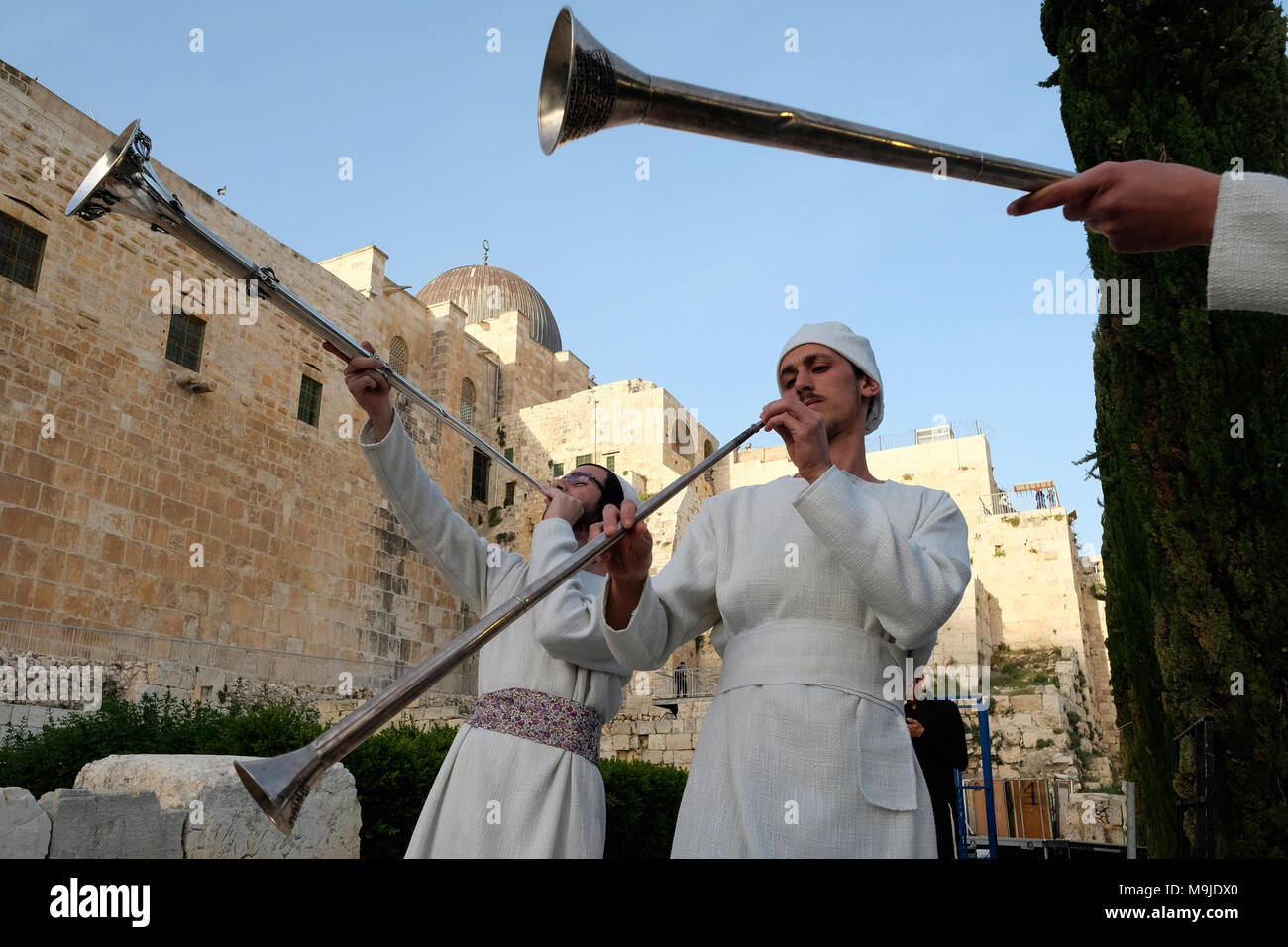Jewish temple sacrifice hi-res stock photography and images - Alamy