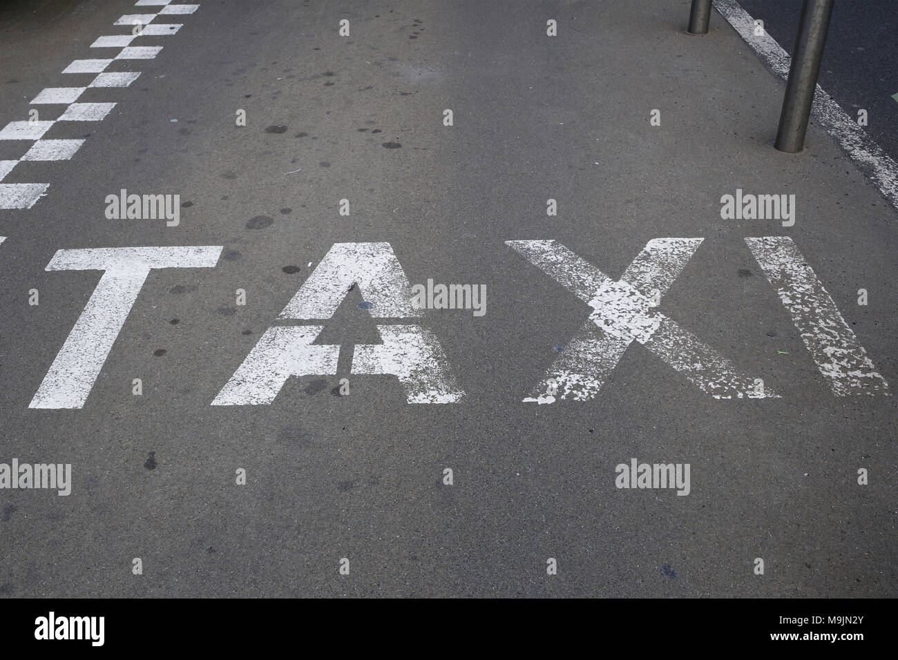 Car sharing lane hi-res stock photography and images - Alamy