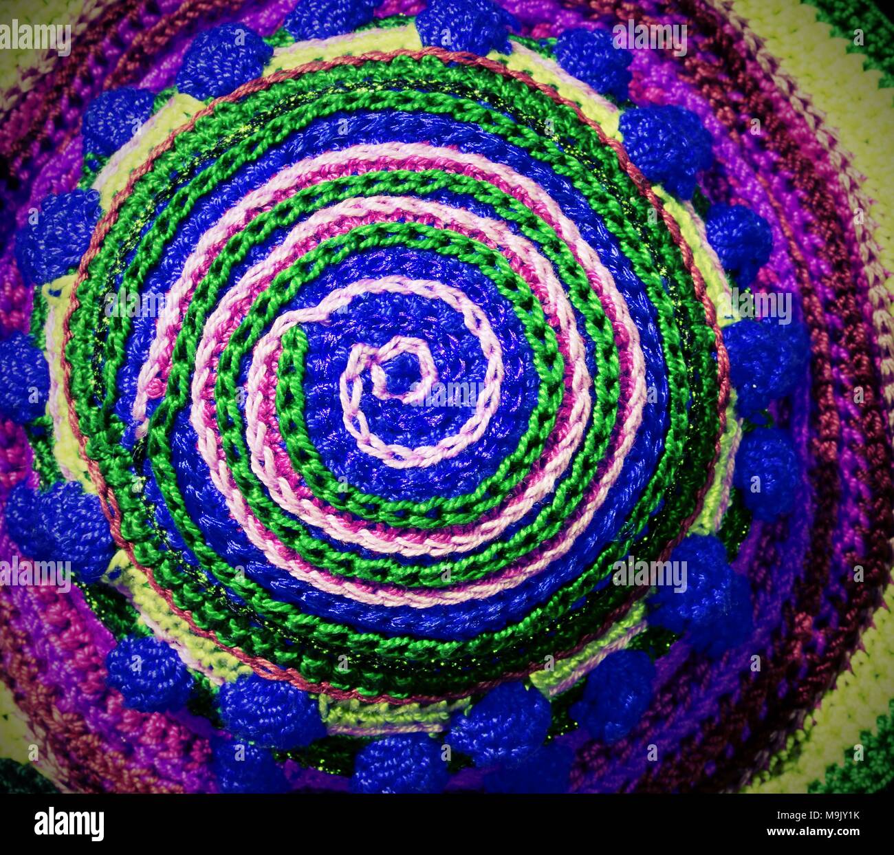 Colored threads woven hi-res stock photography and images - Alamy