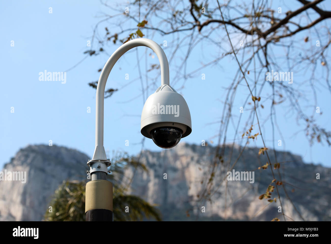 Cctv camera street lamp hi-res stock photography and images - Alamy