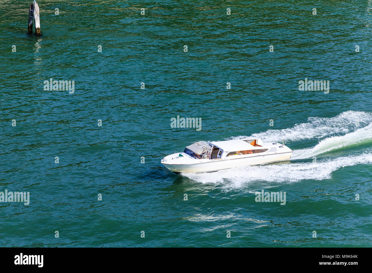 Small private boat hi-res stock photography and images - Alamy