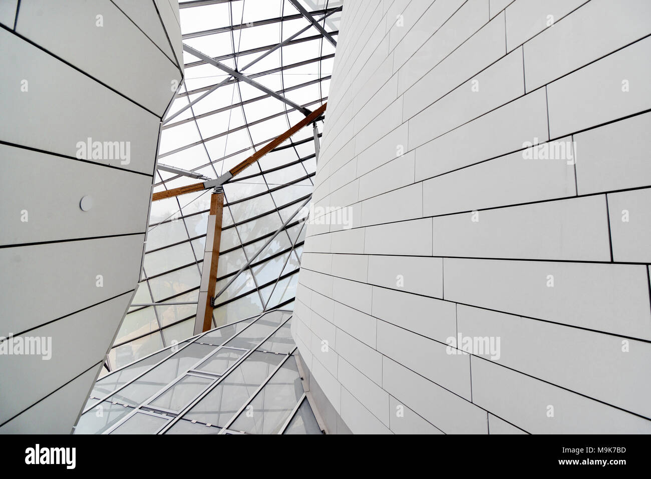 Wall cladding hi-res stock photography and images - Alamy