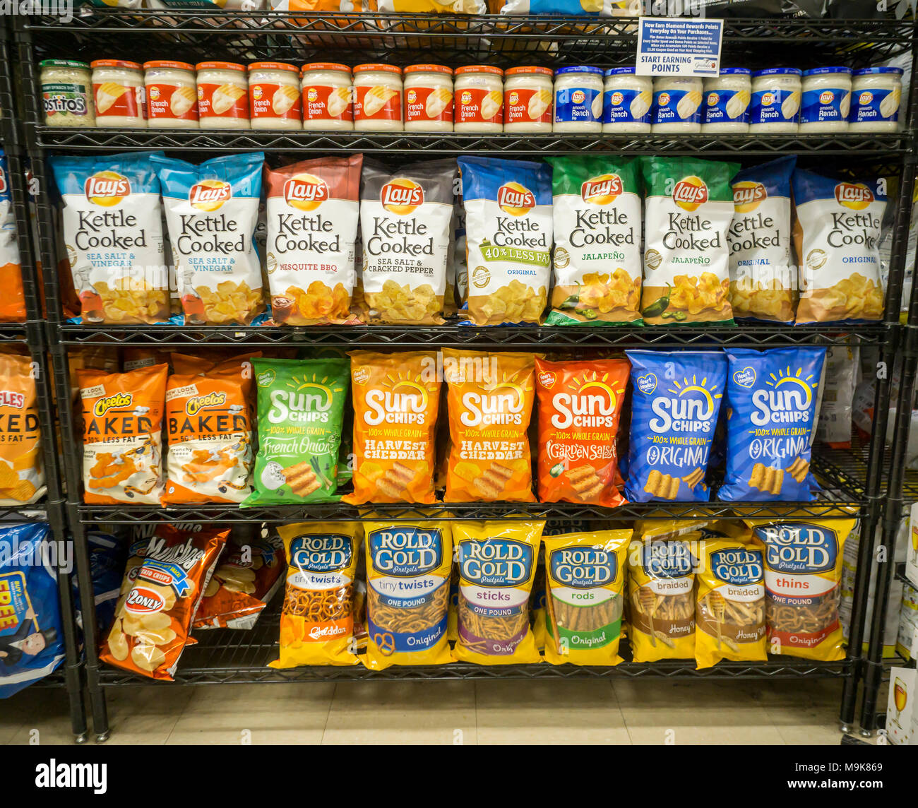 Pepsico products hi-res stock photography and images - Alamy