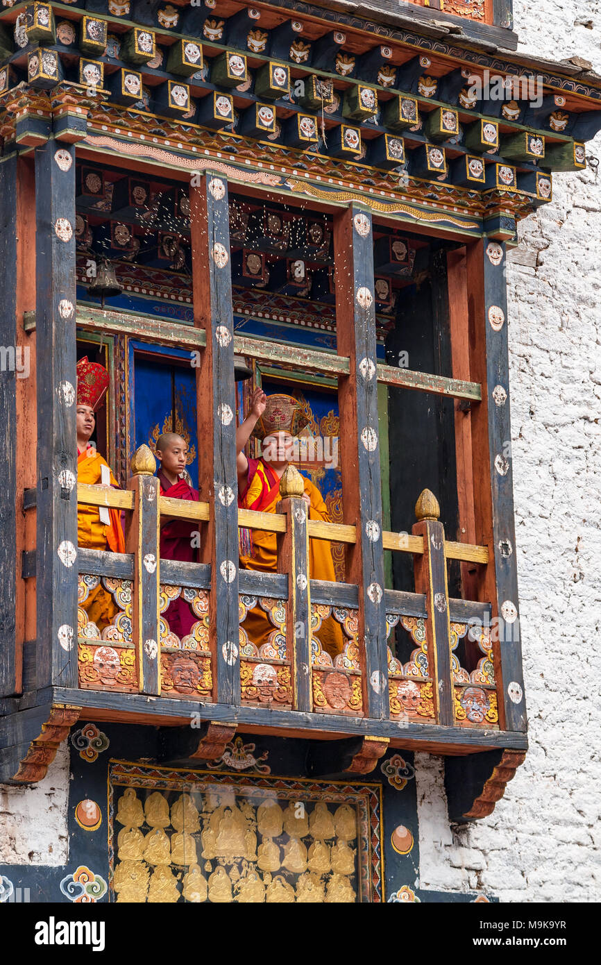 Monk ritual in Trashigang dzong - Bhutan Stock Photo - Alamy