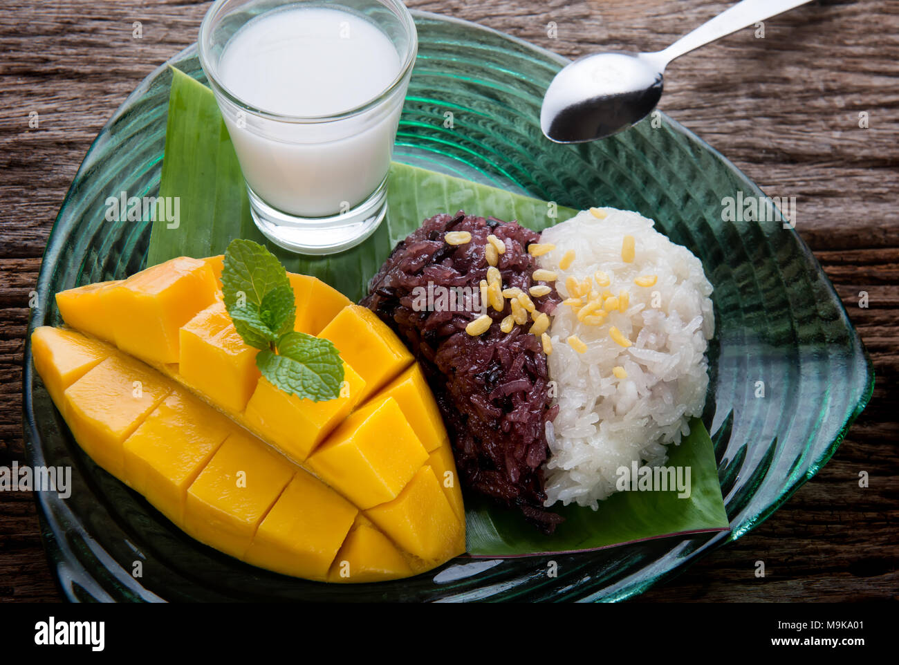 Thailand sticky rice dessert hi-res stock photography and images - Alamy