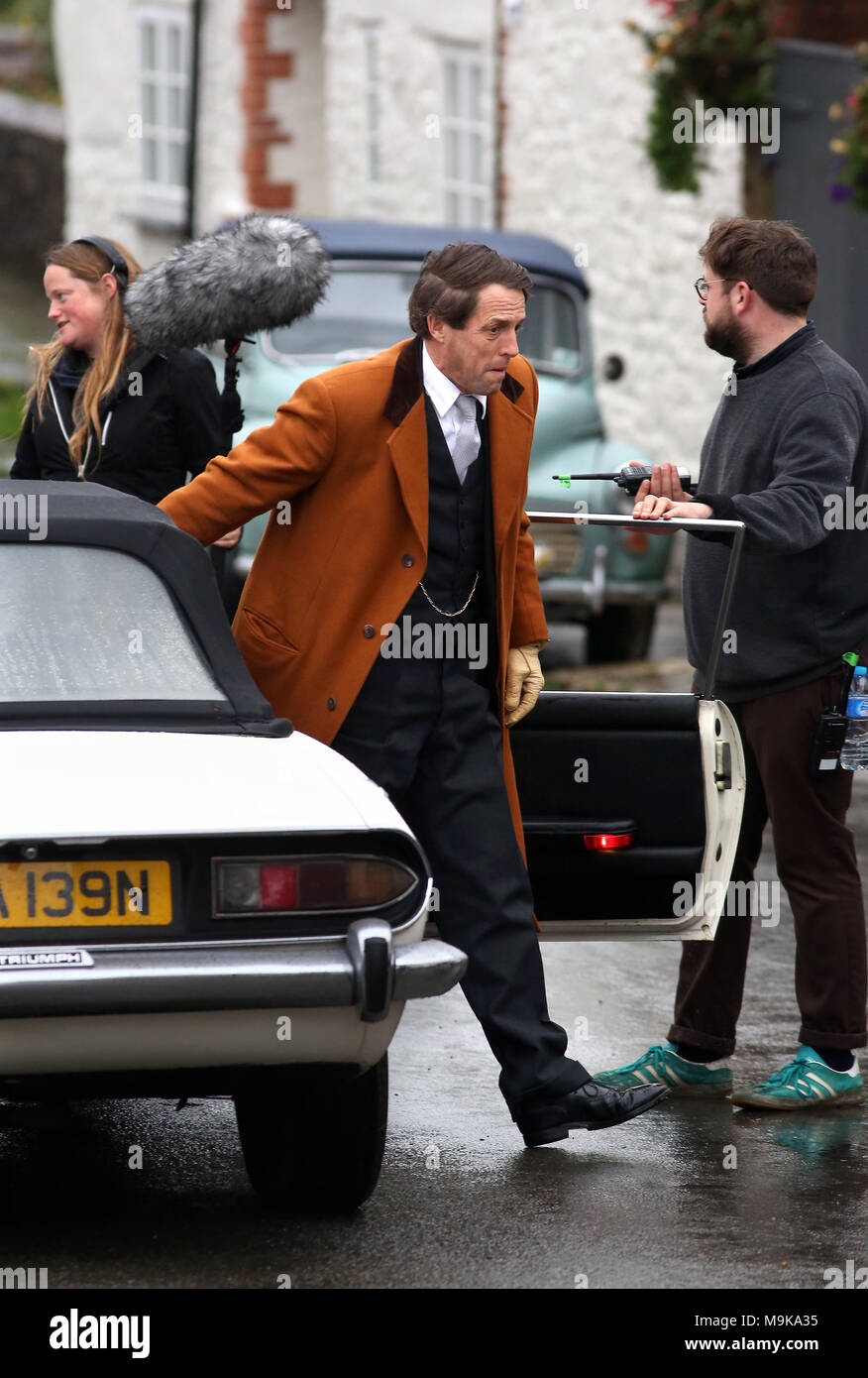 Hugh Grant filming 'A Very English Scandal' based on the life of the ...