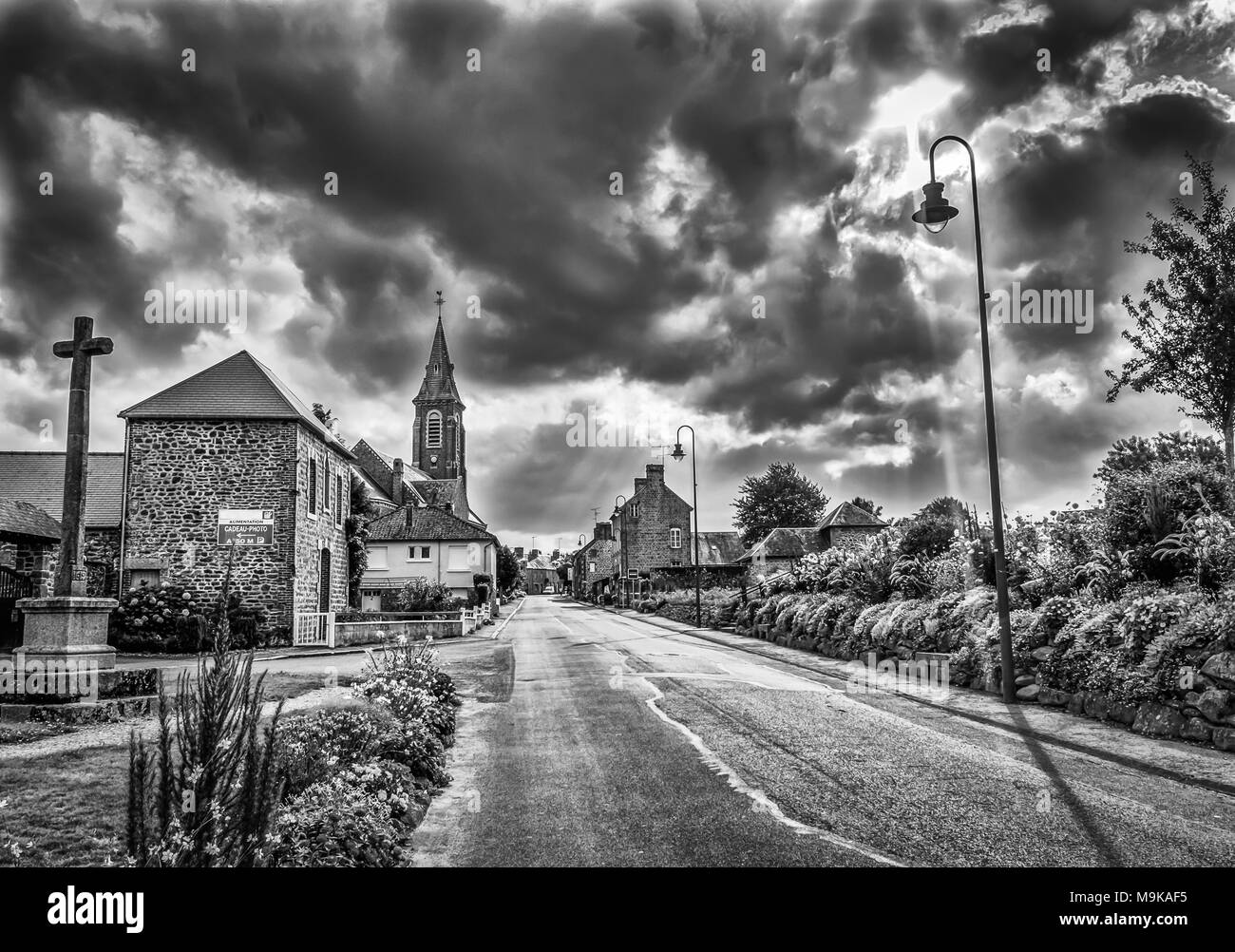 Countryside road normandy hi-res stock photography and images - Alamy