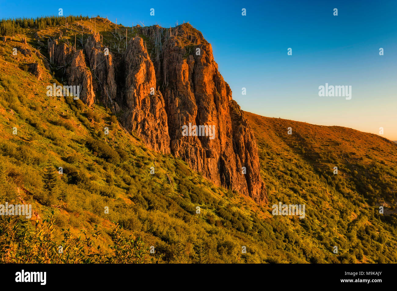 Face the rising sun hi-res stock photography and images - Alamy