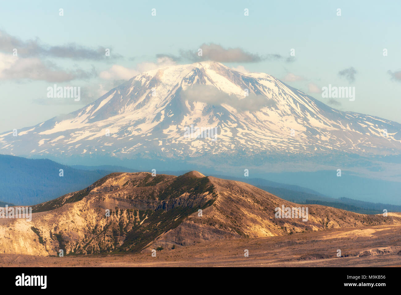 Mt adams east hi-res stock photography and images - Alamy