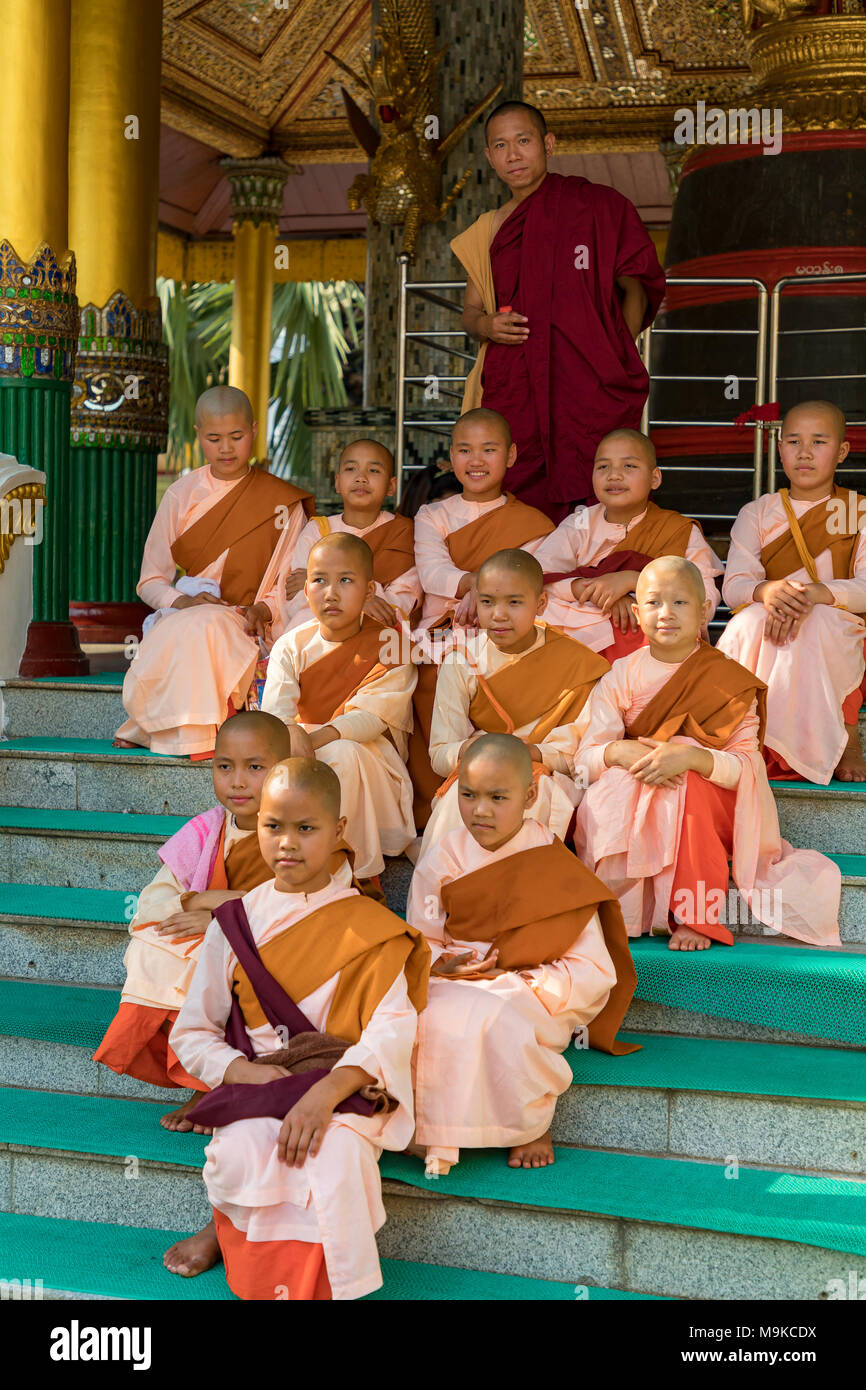 Novice nuns hi-res stock photography and images - Alamy